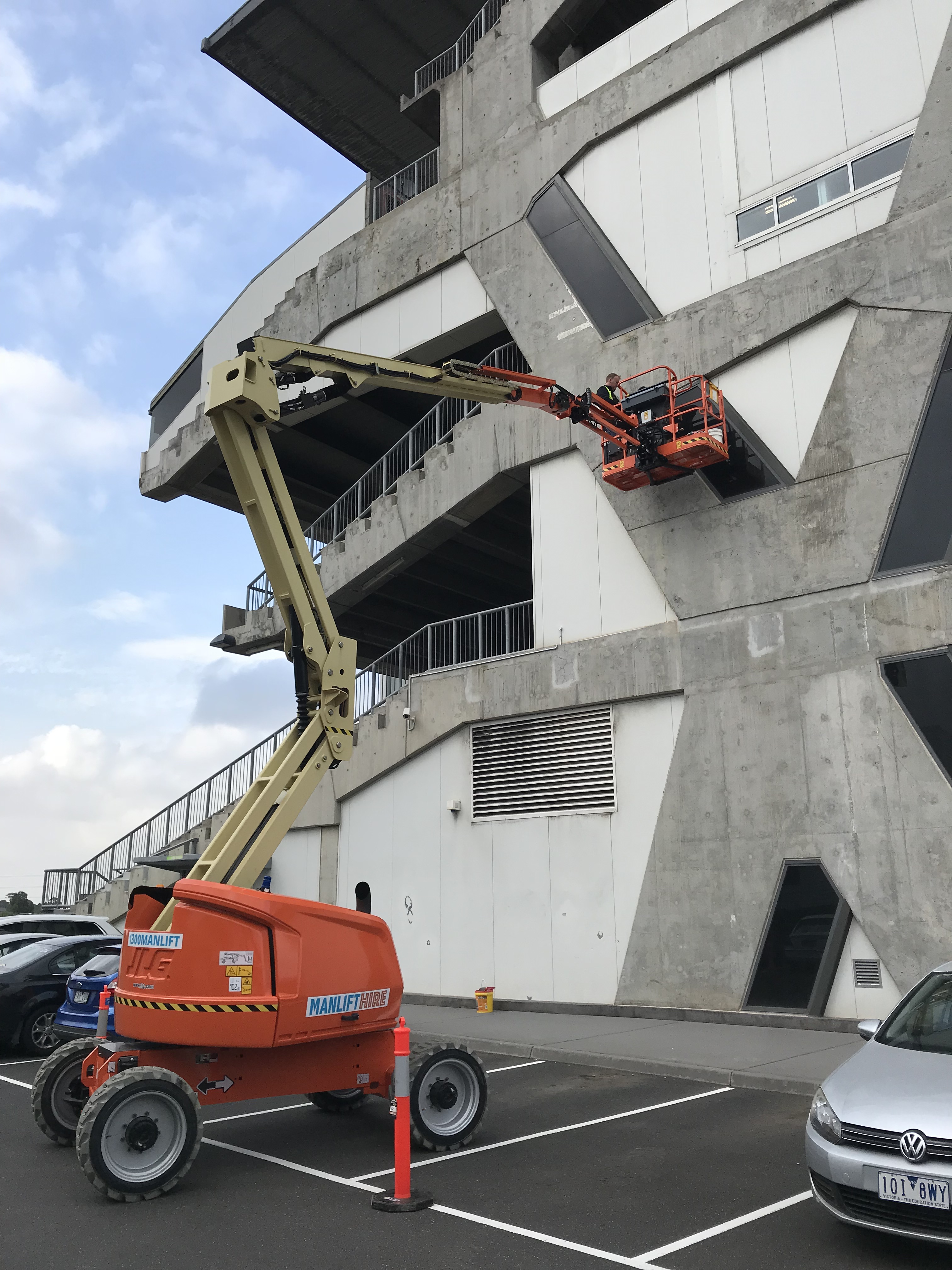 Boom Lift | Manlift Hire | Diesel Articulating Boom Lifts
